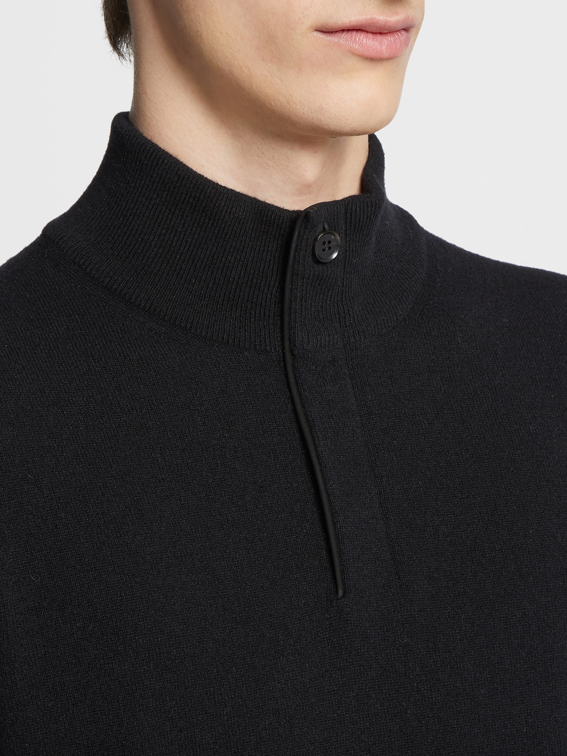 Black Oasi Cashmere Zip Mock Neck Sweater FW23 22504640 | Zegna